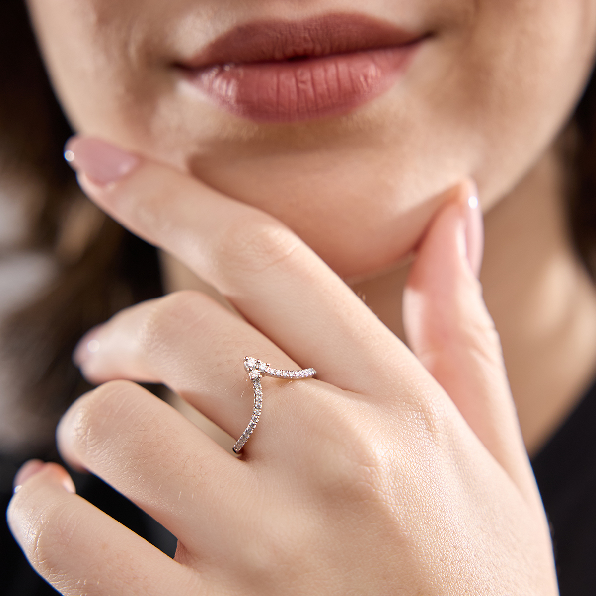 1/5 ctw Round Lab Grown Diamond Chevron Wedding Band - Grownbrilliance